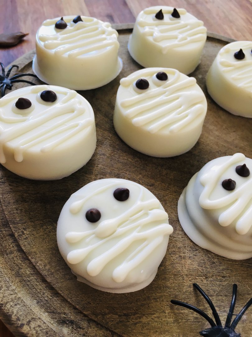 Fantasmitas de Oreo: idea fácil y divertida para Halloween ...
